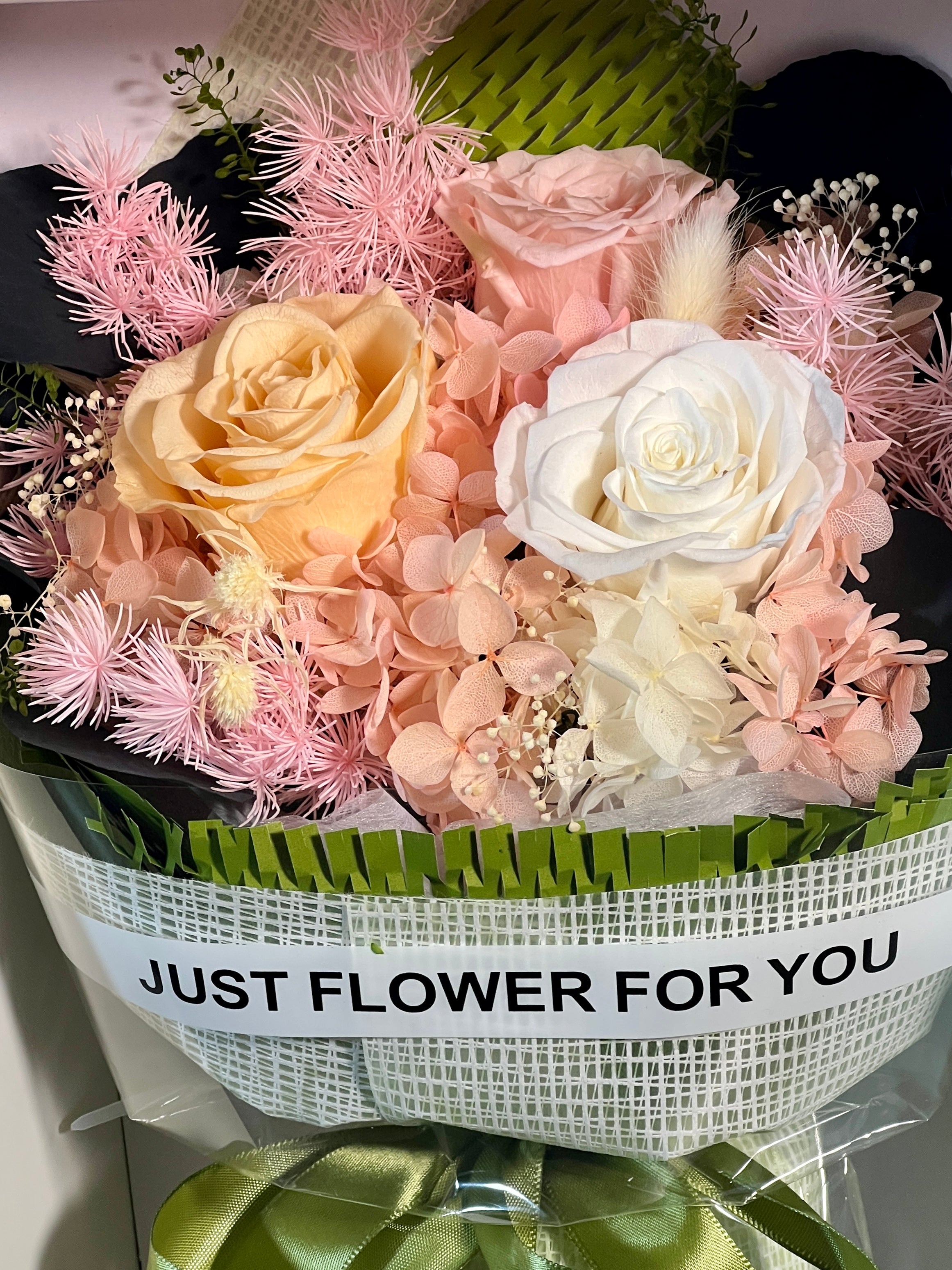 Medium Flower Bouquet - Nature’s Lover – Flowers Of The Flock